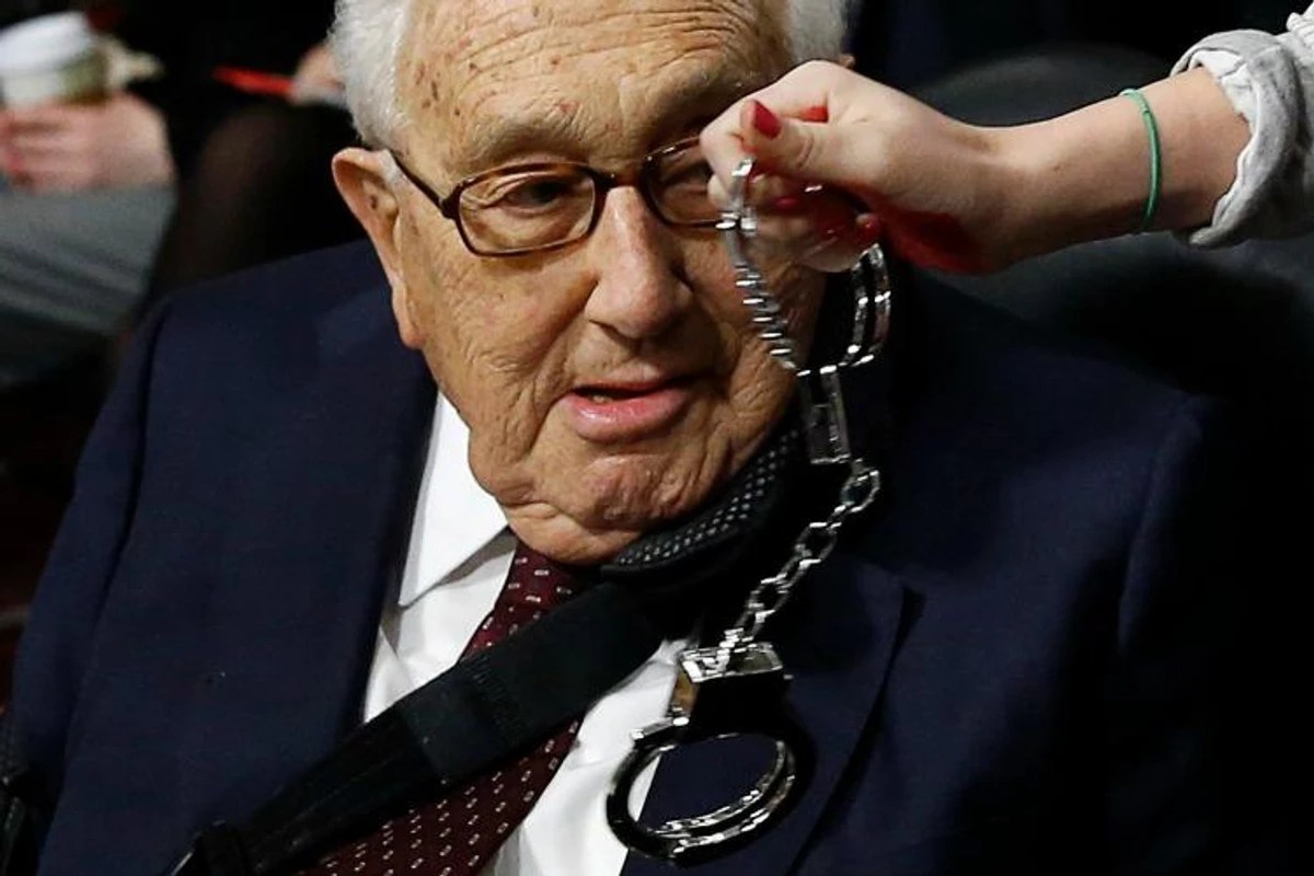War criminal lives long and prospers: Henry Kissinger at 100 – Lee's ...